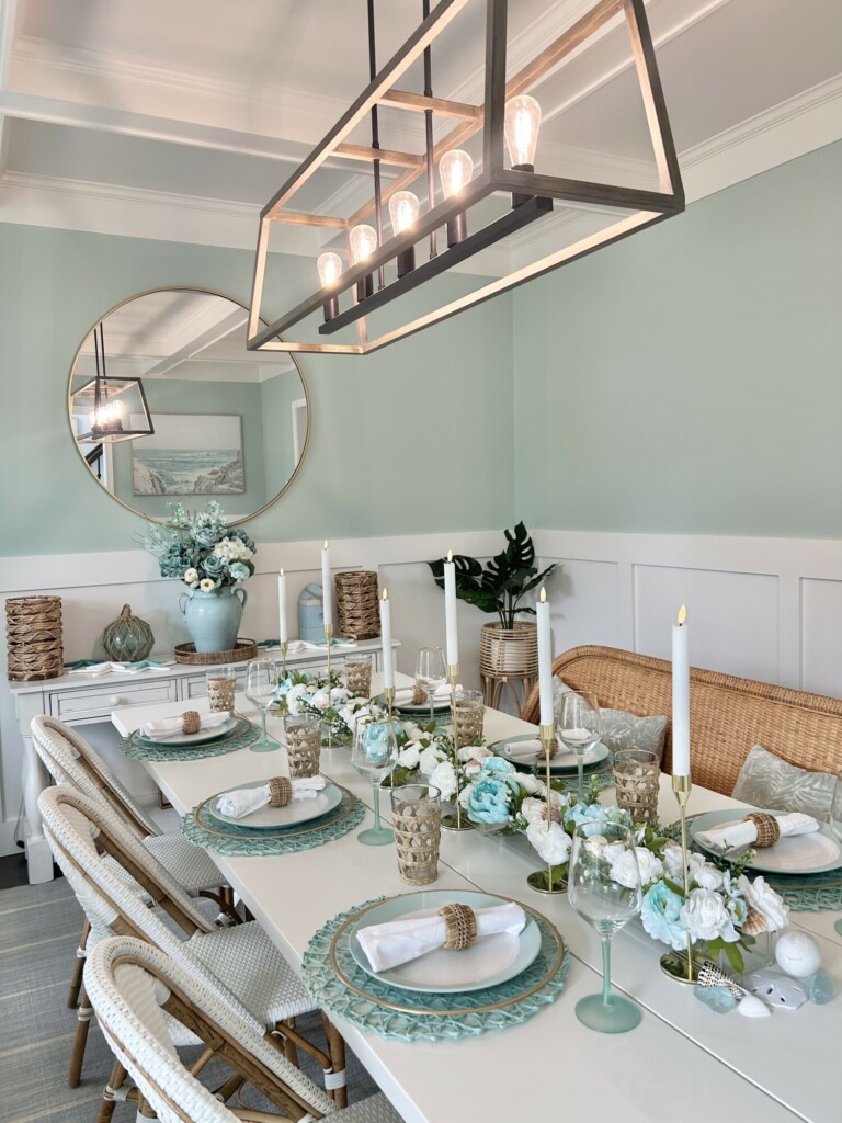 A Coastal Elegance Tablescape - Getting Creative with Carolyn